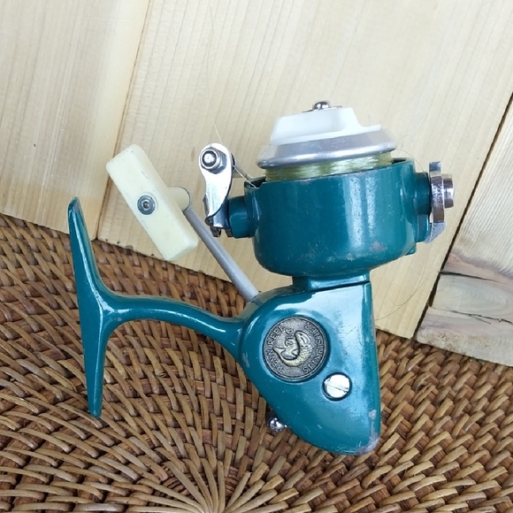 Penn | Other | Vintage Penn 76 Ultralight Spinning Reel Aka The Greenie ...
